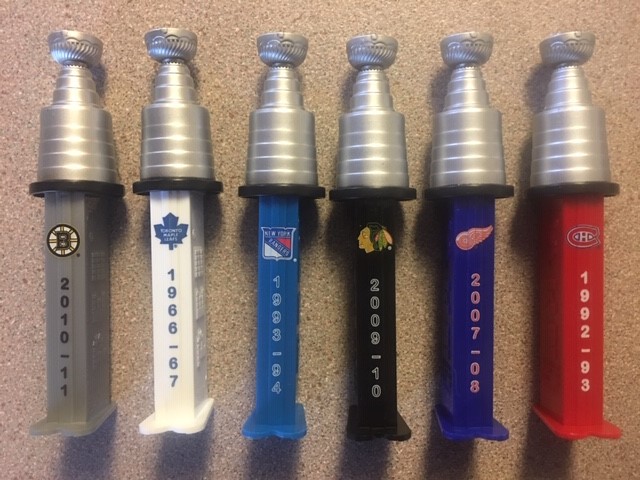 JOHNS CANDY DISPENSERS - SPORTS DISPENSERS